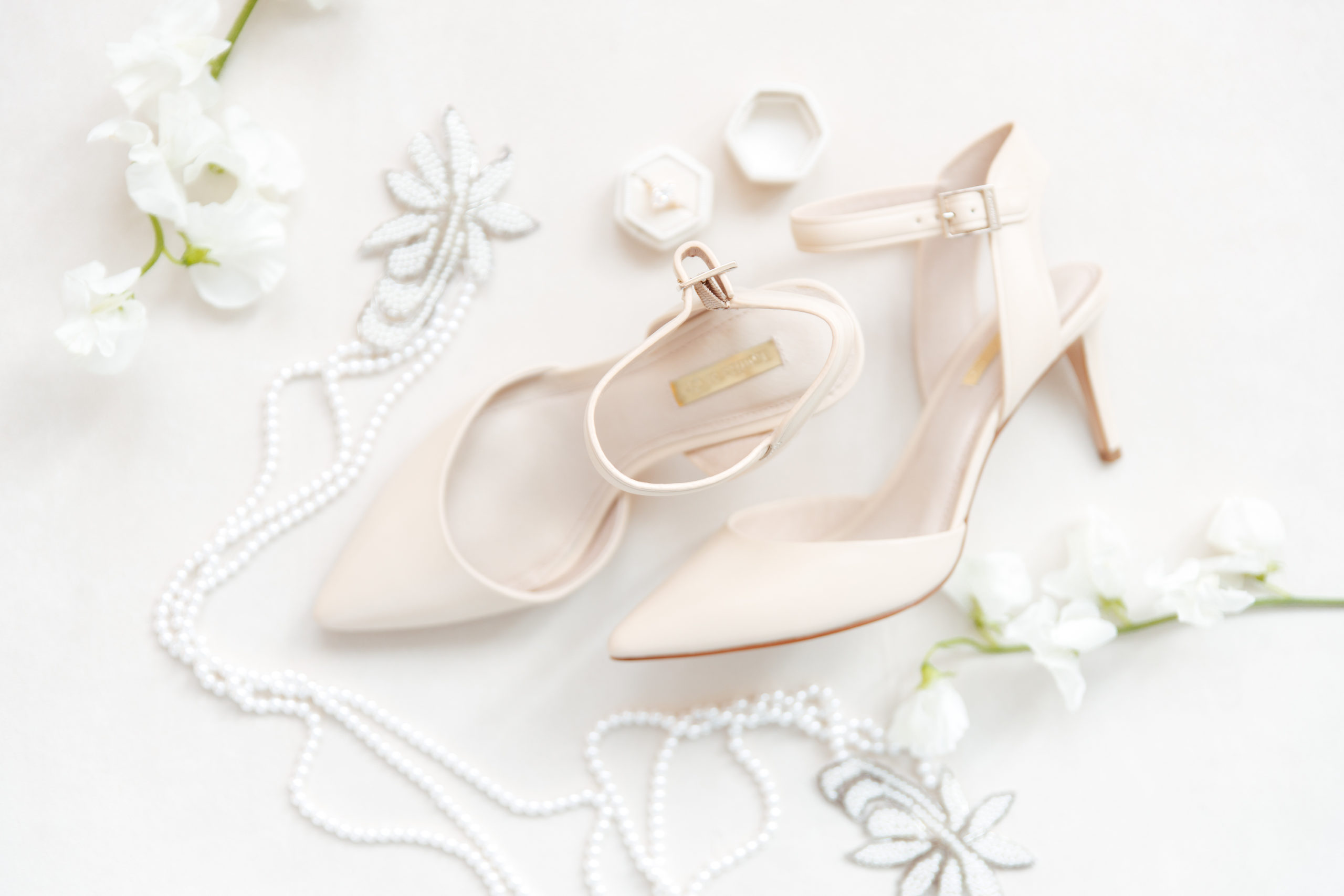 French Wedding at Thomas S Monson Center | alexaditto.com